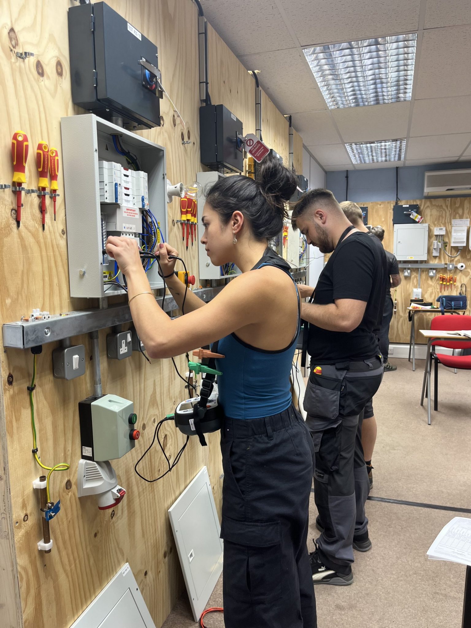 Home - Electrical Courses Ltd