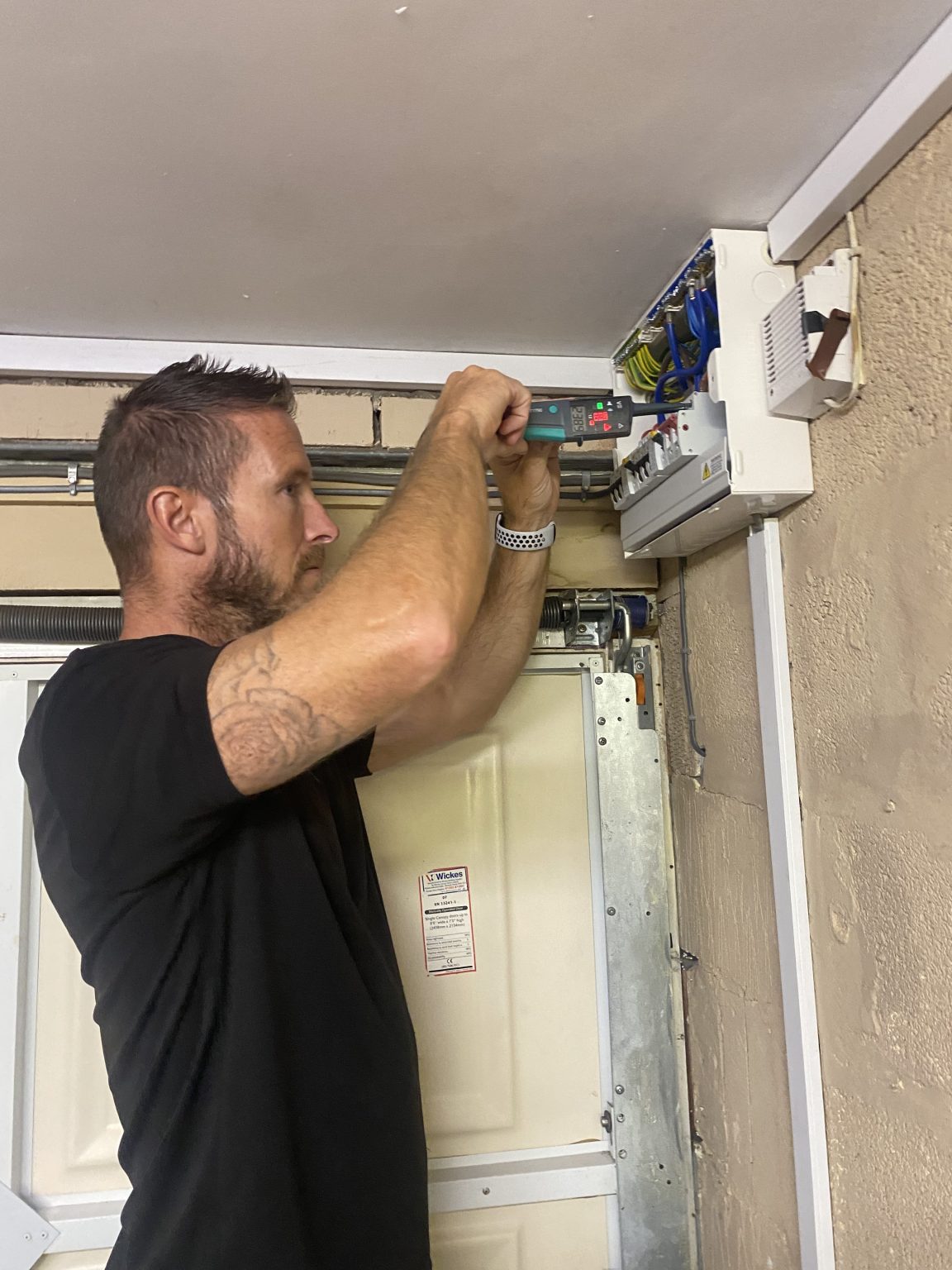 What Courses do you need to become an electrician? - Electrical Courses Ltd