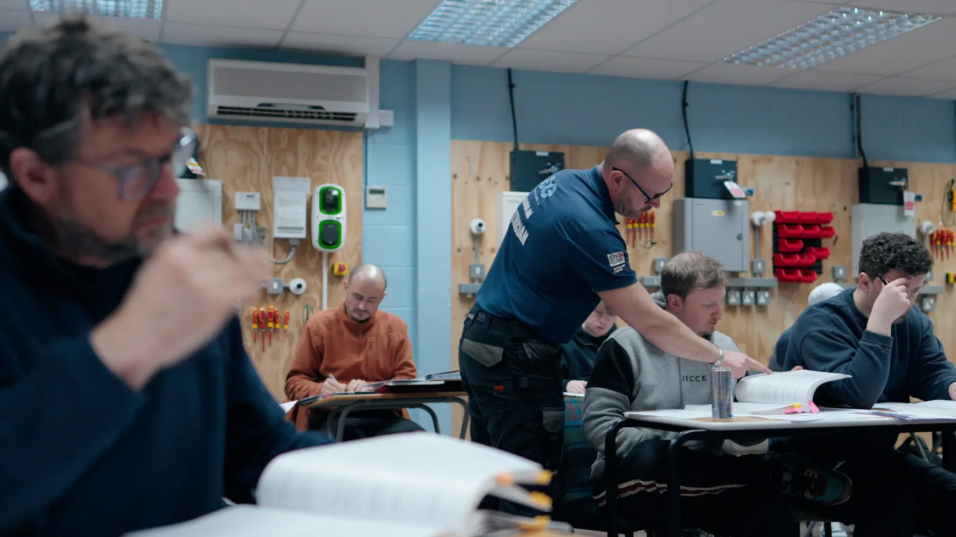2365 - 203 Electrical Installations Technology - Electrical Courses Ltd